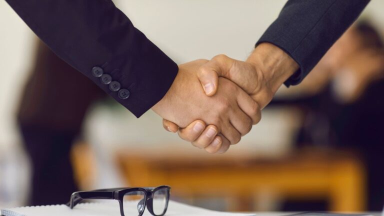 Landman in Oil and Gas Industry | Meaning | Types | Services | How to ...